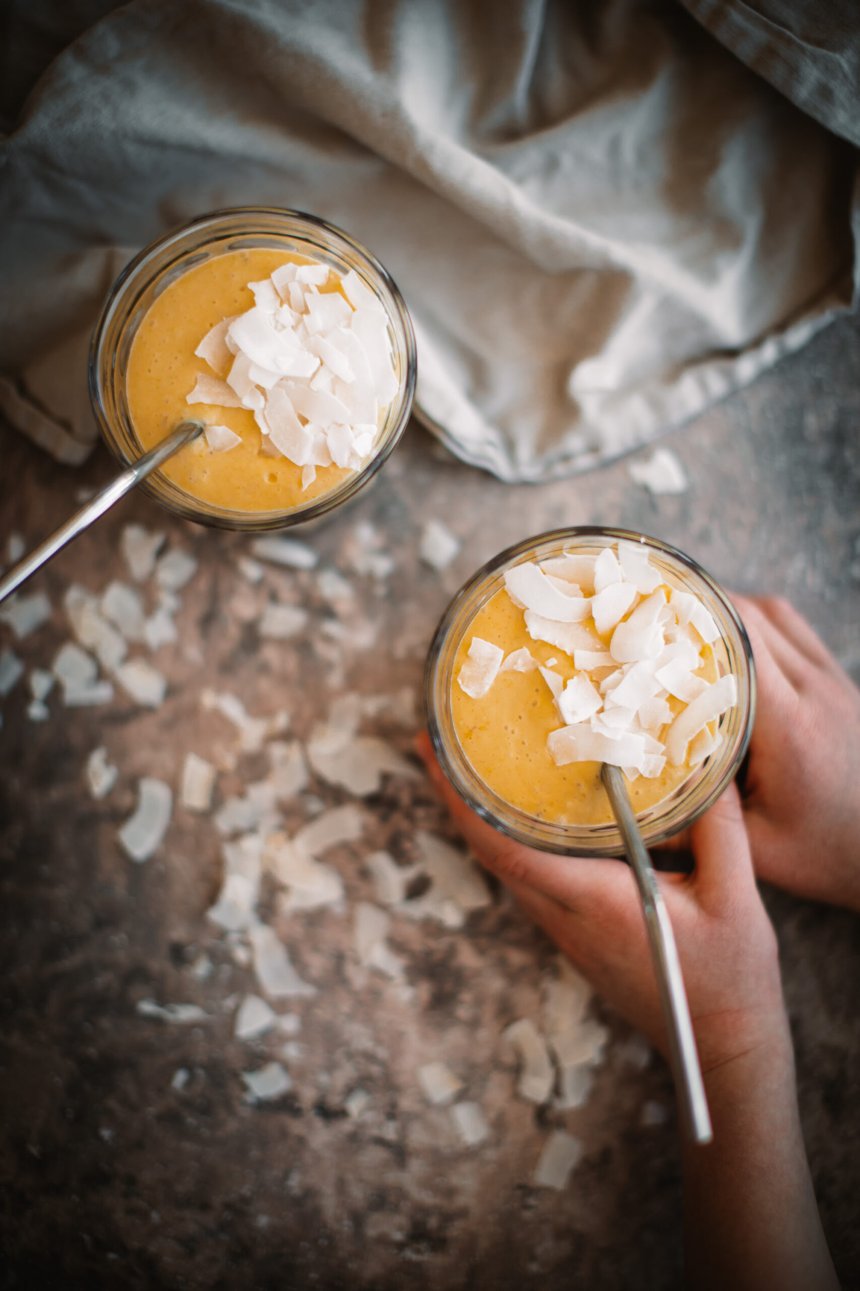 Gul smoothie med goda bakterier • WholeBliss Company